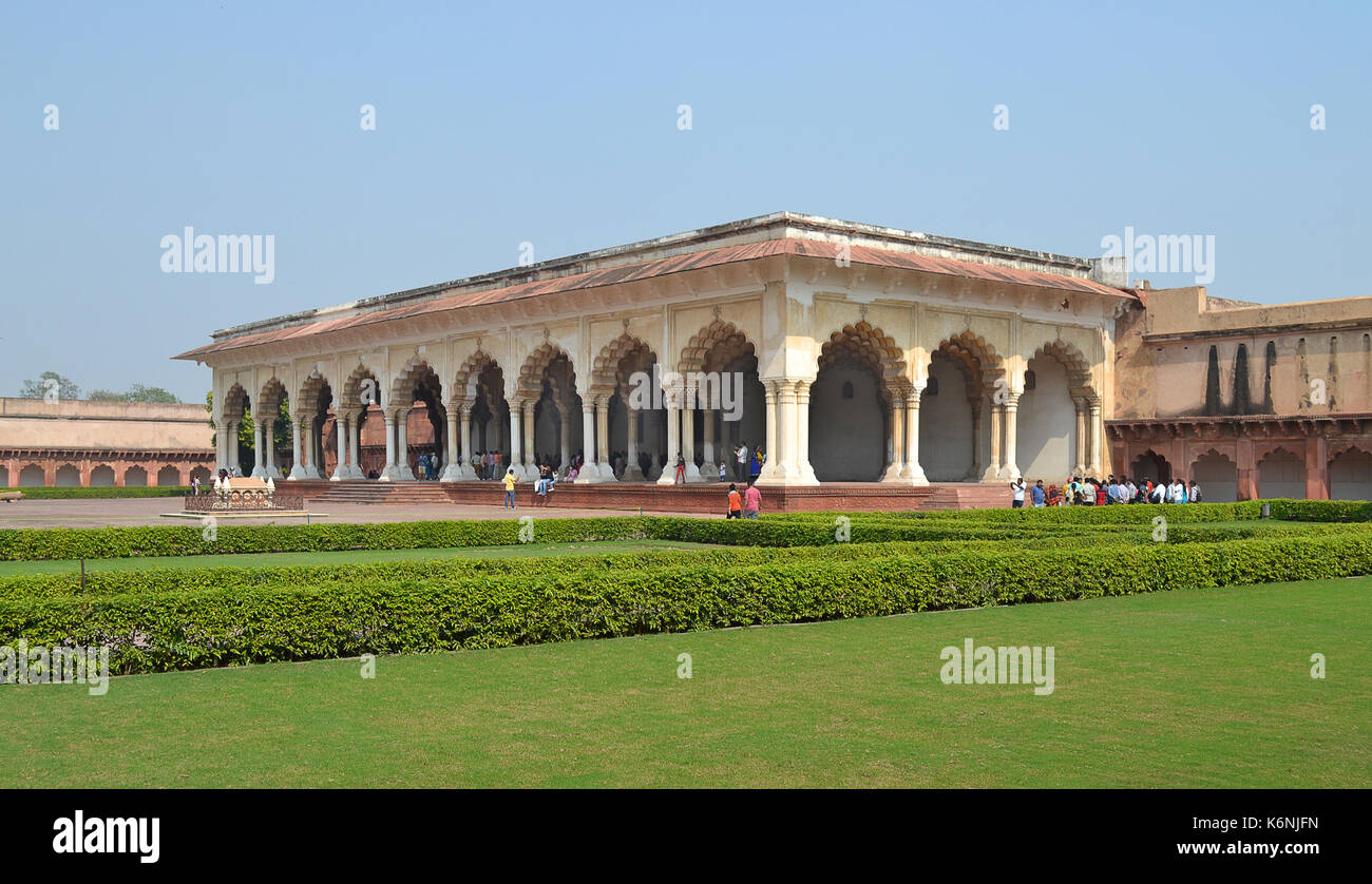 Public audience hall hi-res stock photography and images - Alamy