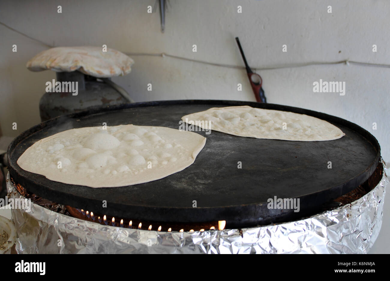 Saj bread hi-res stock photography and images - Alamy
