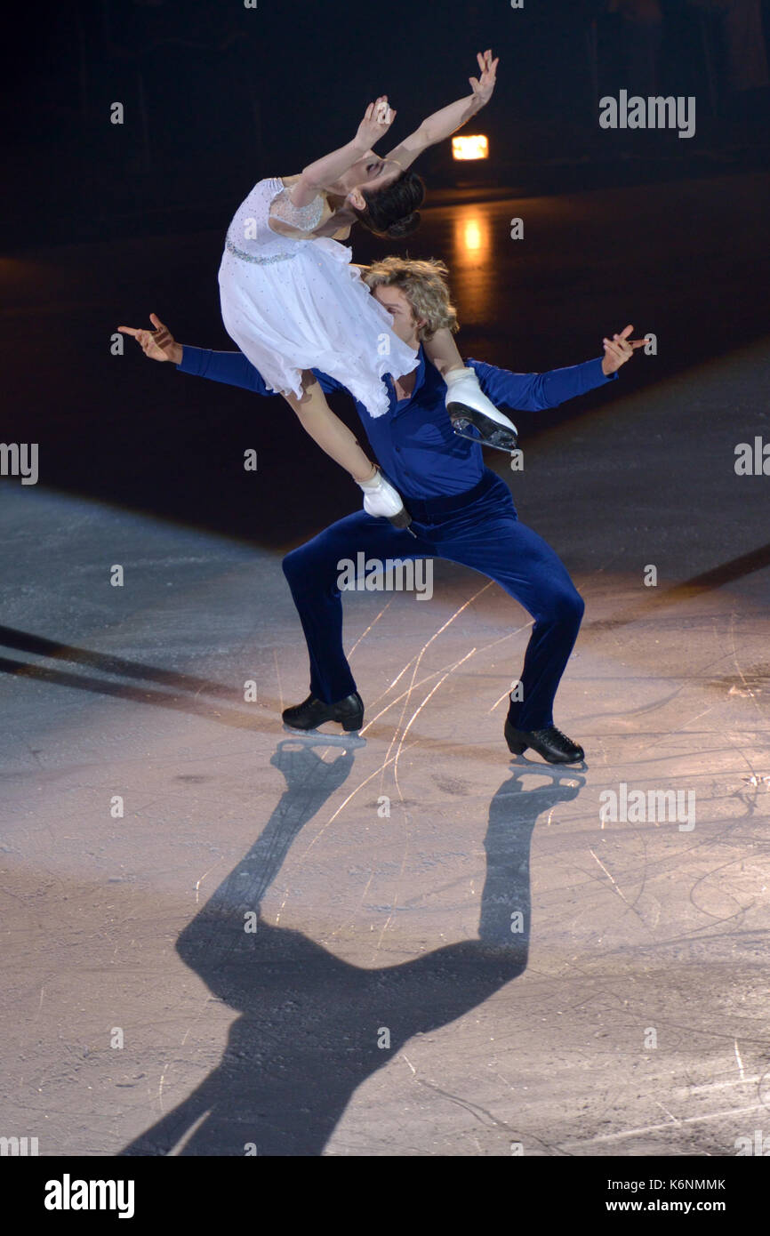 Moscow, Russia - February 24, 2014: Meryl Davis and Charlie White in ...