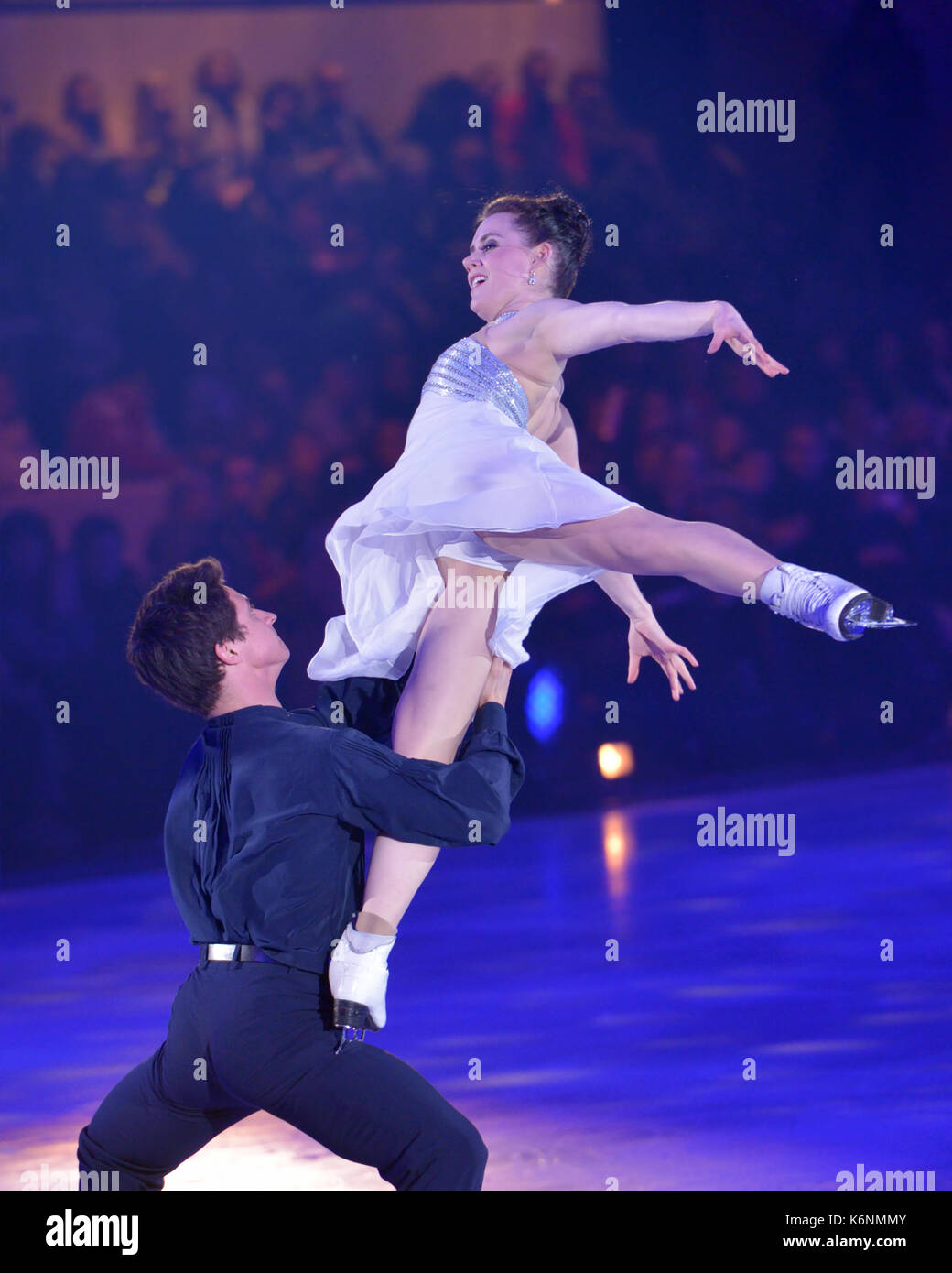 Ice dancing lift hi-res stock photography and images - Alamy