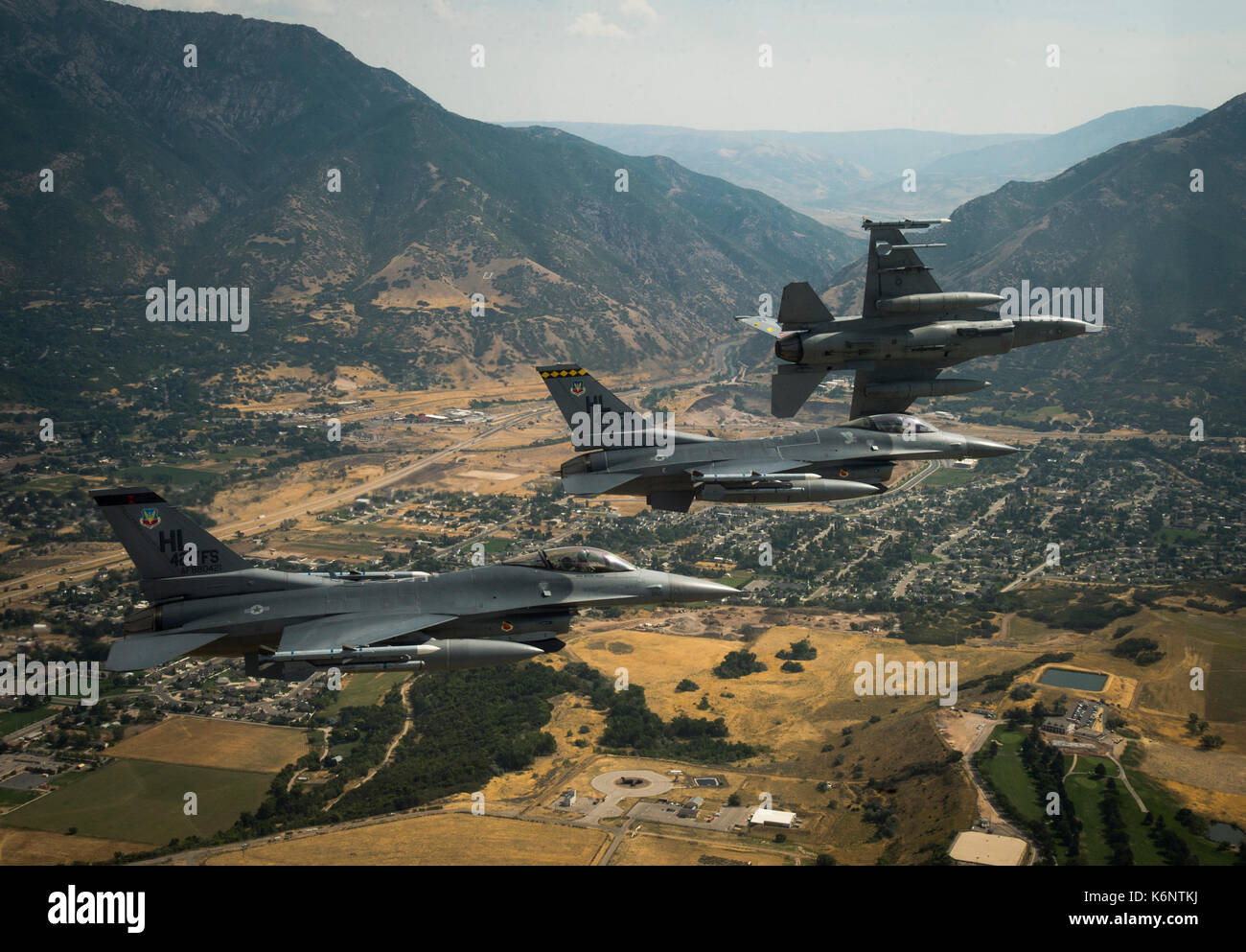 US Air Force F-16 Vipers Training Flight Stock Photo - Alamy