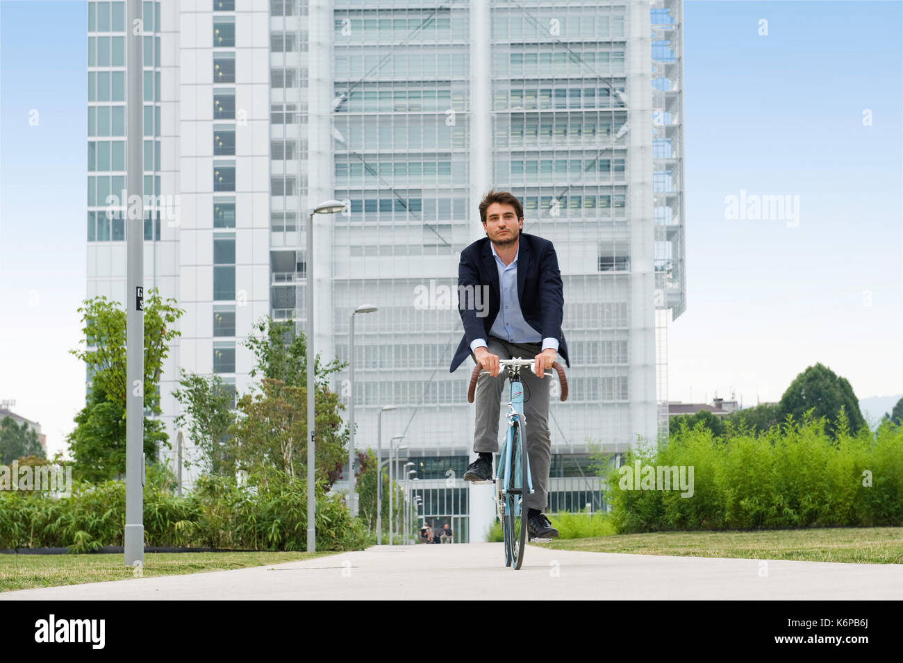 Moving ebike hi-res stock photography and images - Alamy