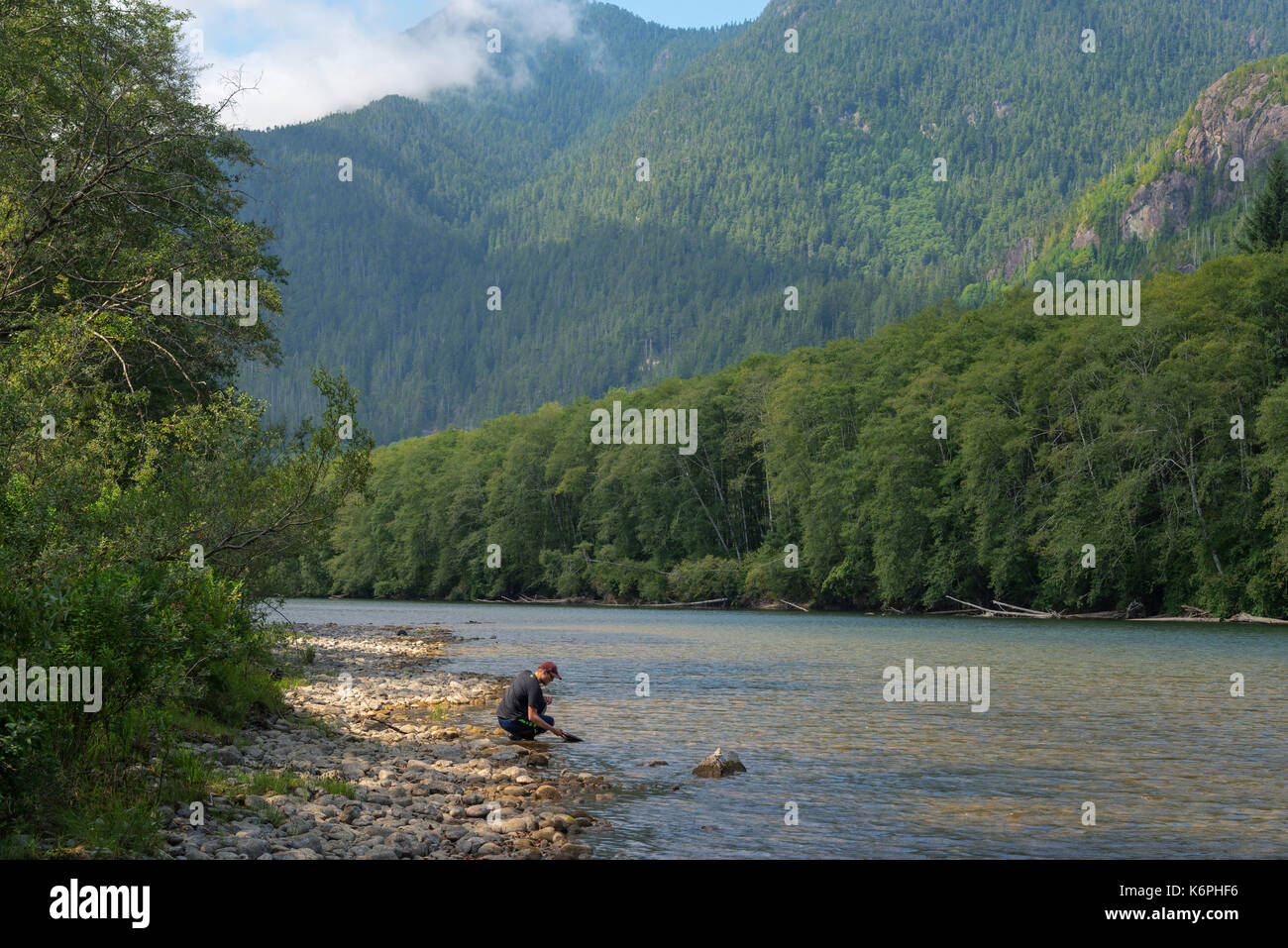 Gold panning british columbia hi-res stock photography and images - Alamy