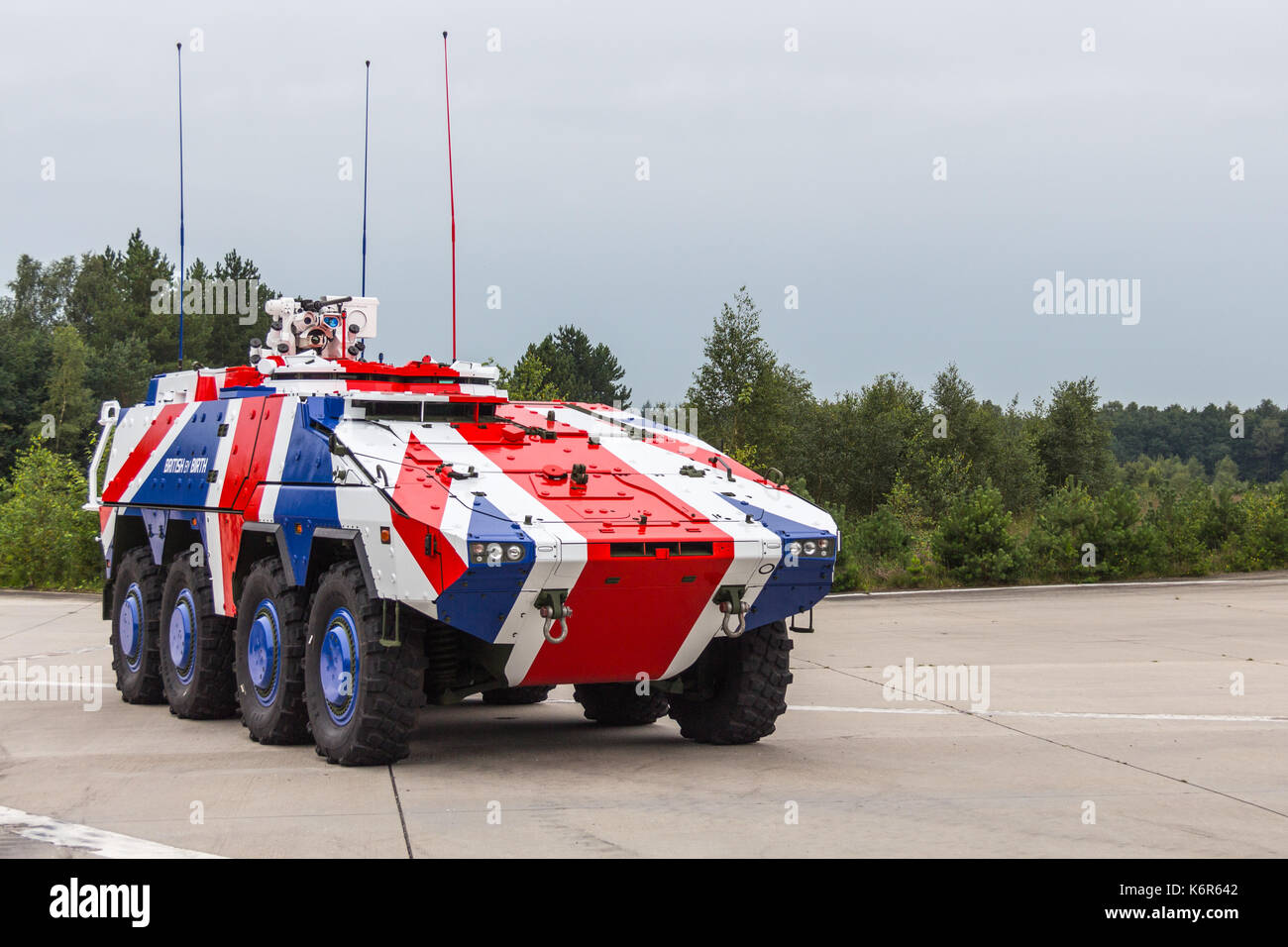 Wrapped union jack hi-res stock photography and images - Alamy