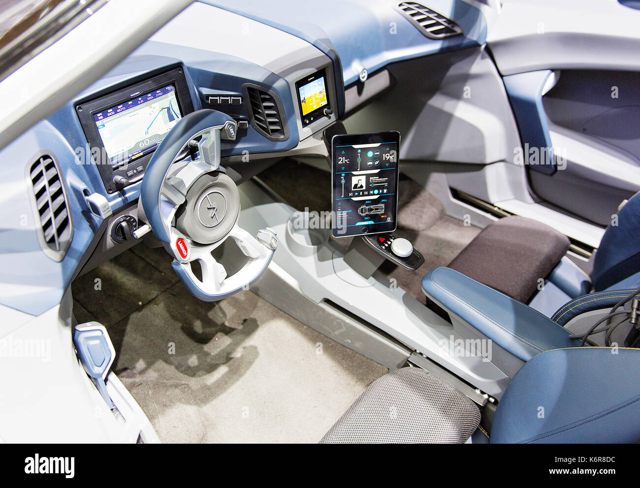 Aeromobil flying car hi-res stock photography and images - Alamy