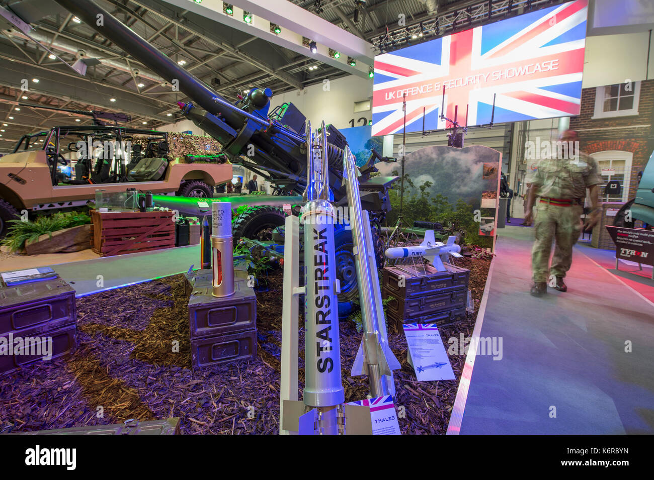 Starstreak surface to air missile hi-res stock photography and images ...