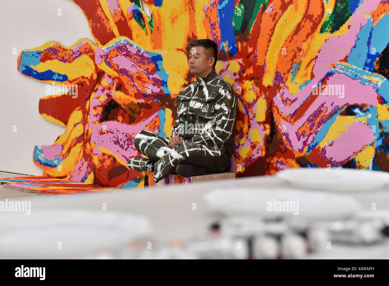 Disappearing art work hi-res stock photography and images - Alamy