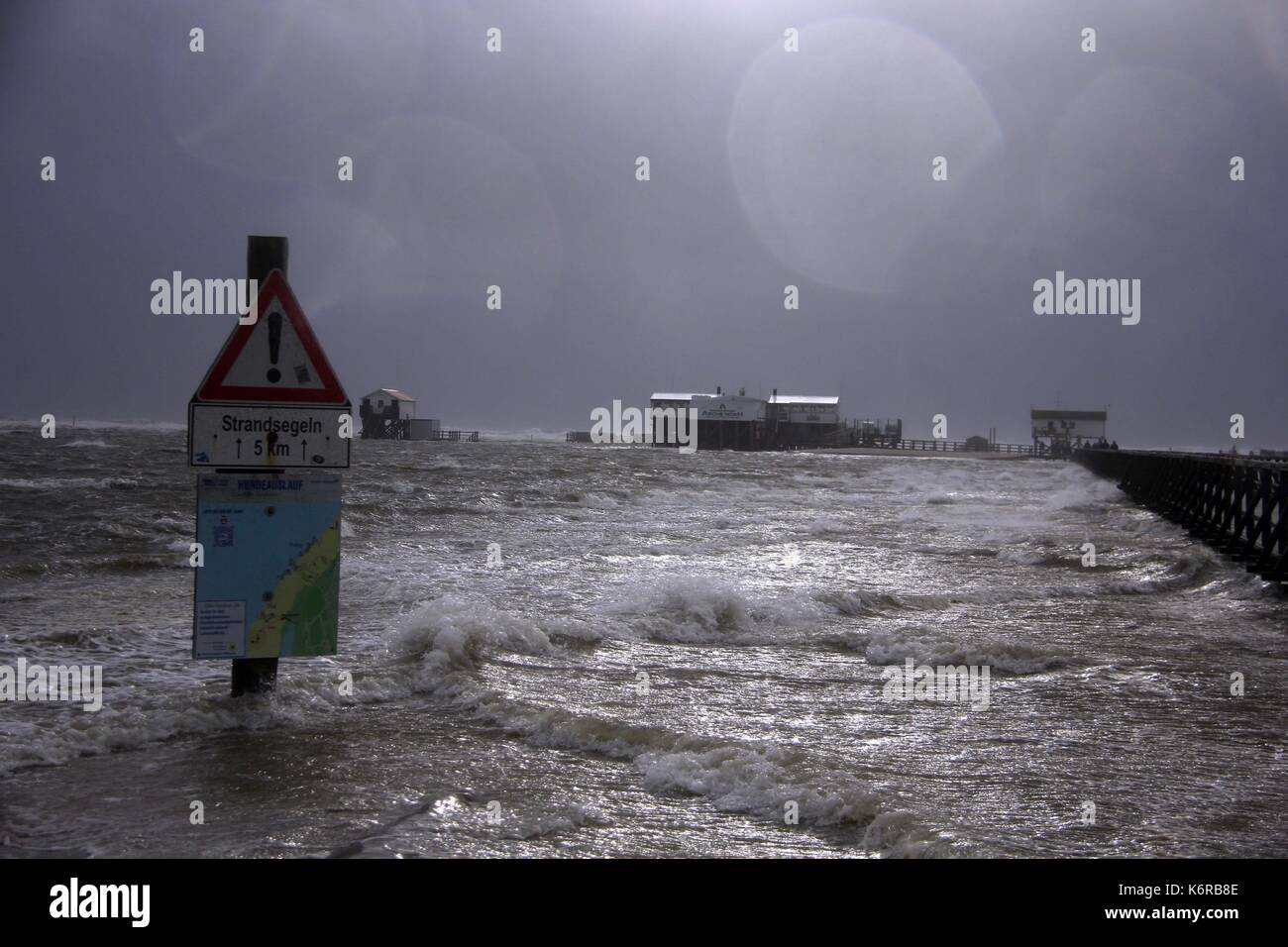 St. Peter-Ording, Germany. 13th Sep, 2017. The beach is flooded during ...