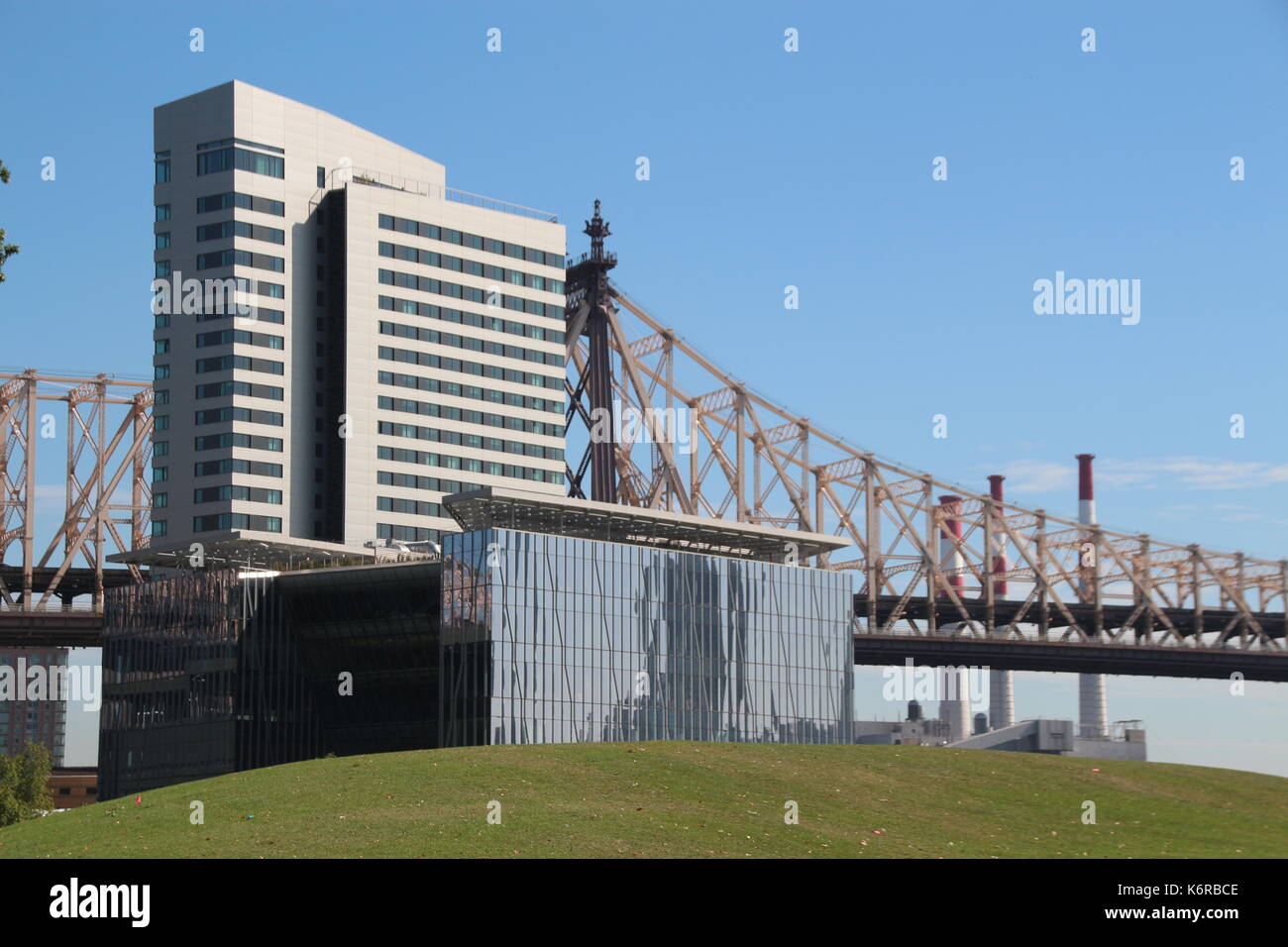 Cornell tech campus roosevelt island hi-res stock photography and ...