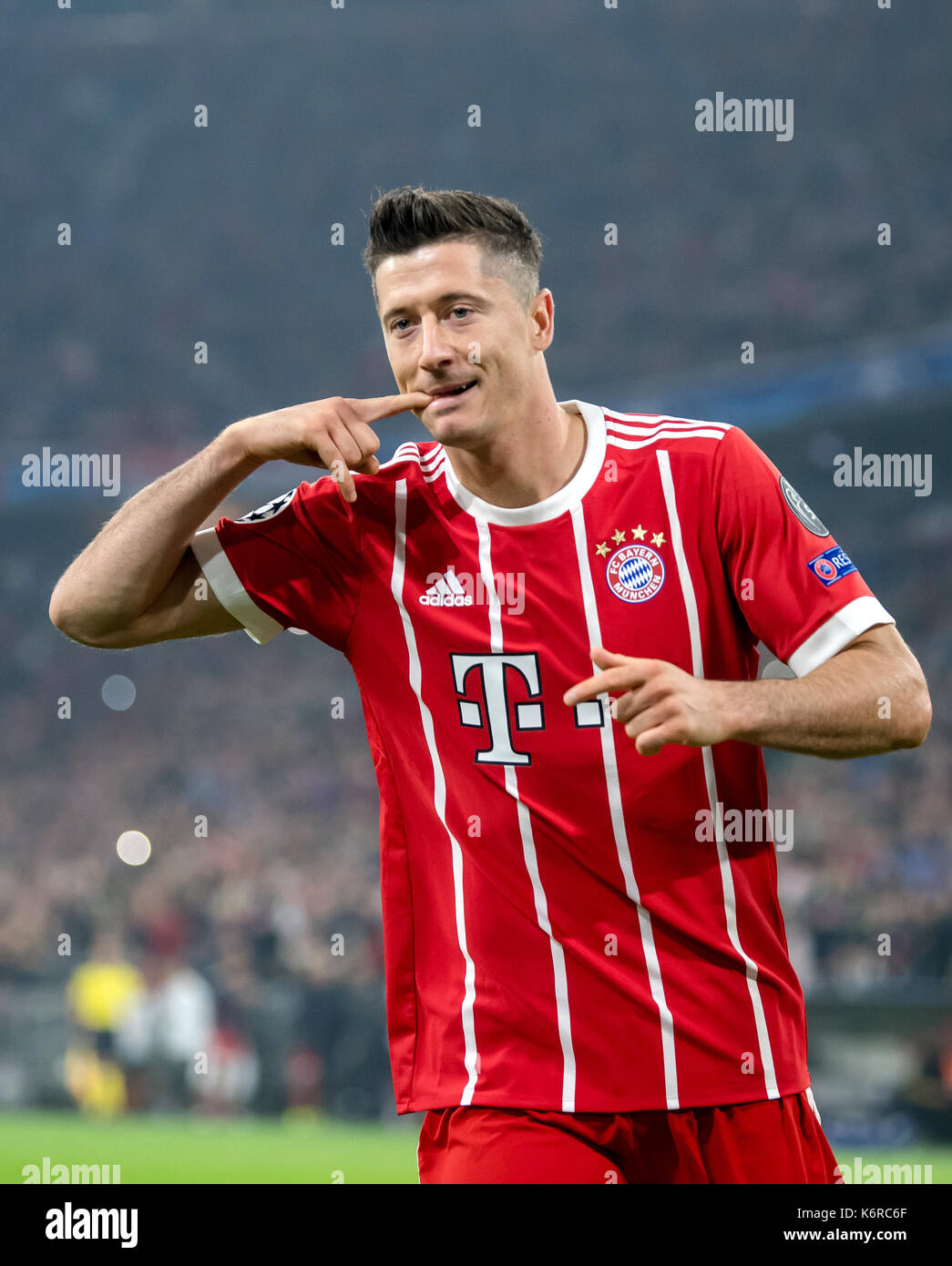 Munich, Germany. 12th Sep, 2017. Munich's Robert Lewandowski scores 1-0 ...