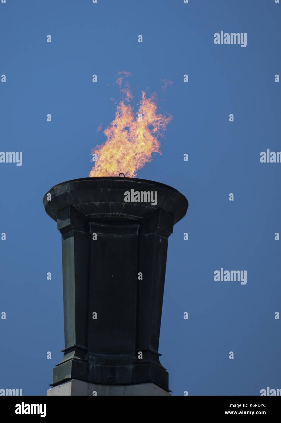 Los Angeles, California, USA. 13th Sep, 2017. The blazing Olympic ...