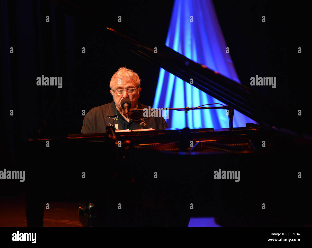 Randall stuart randy newman hi-res stock photography and images - Alamy