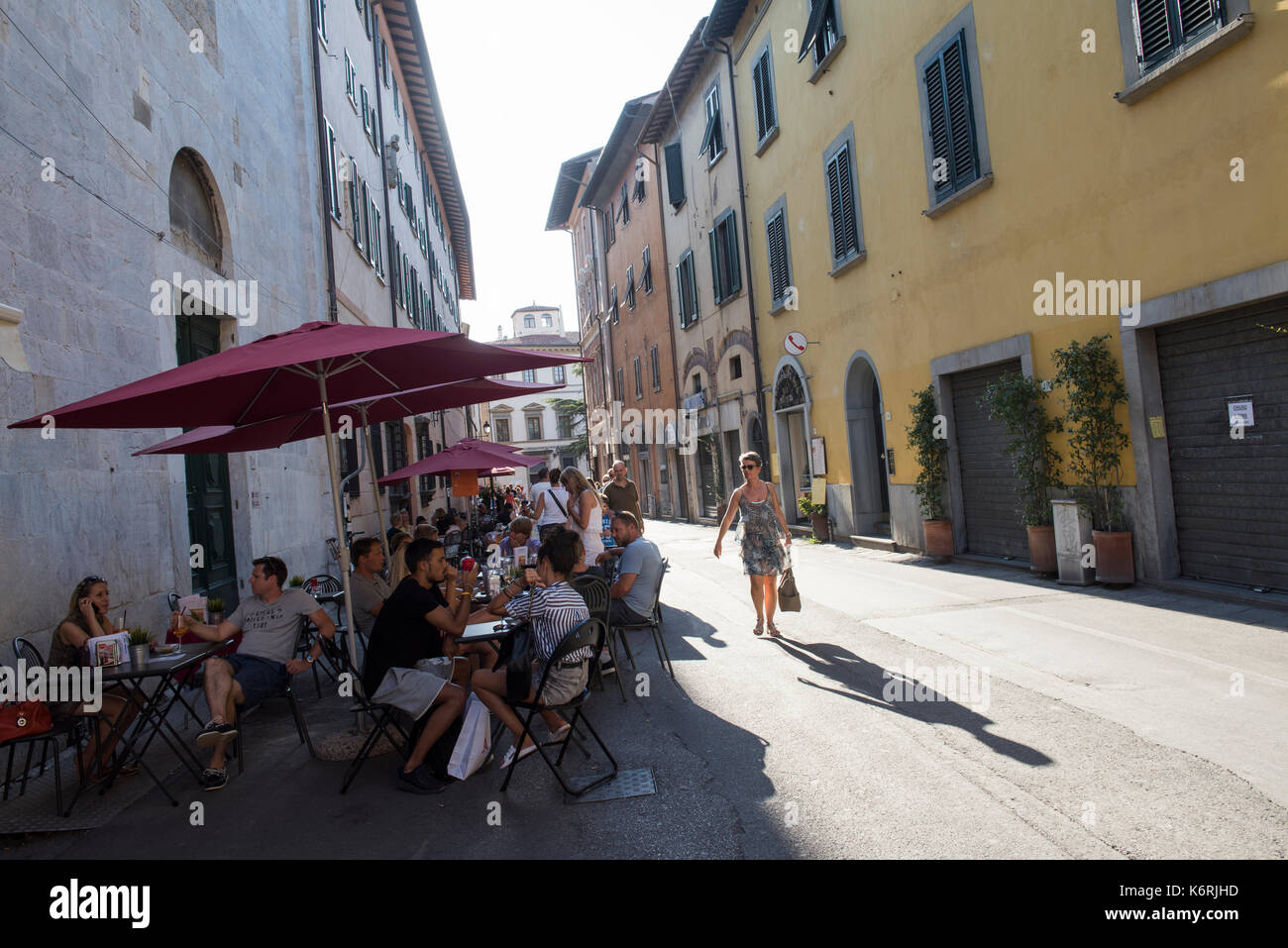 A busy street in the city of Pisa, Tuscany Italy Europe EU Stock Photo ...