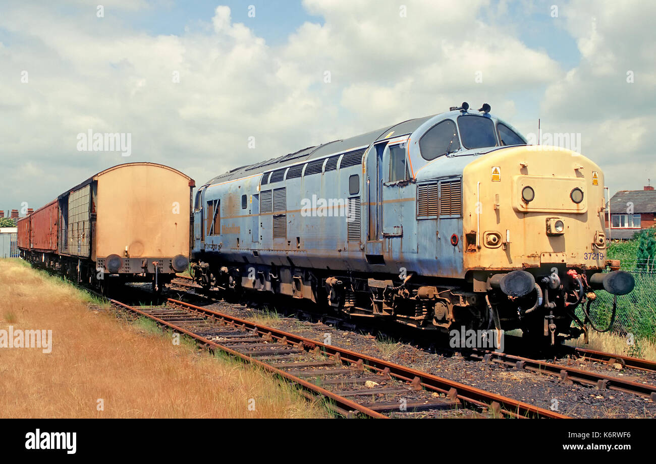 Class 37 locomotive stabled at Eastleigh Depot Stock Photo - Alamy