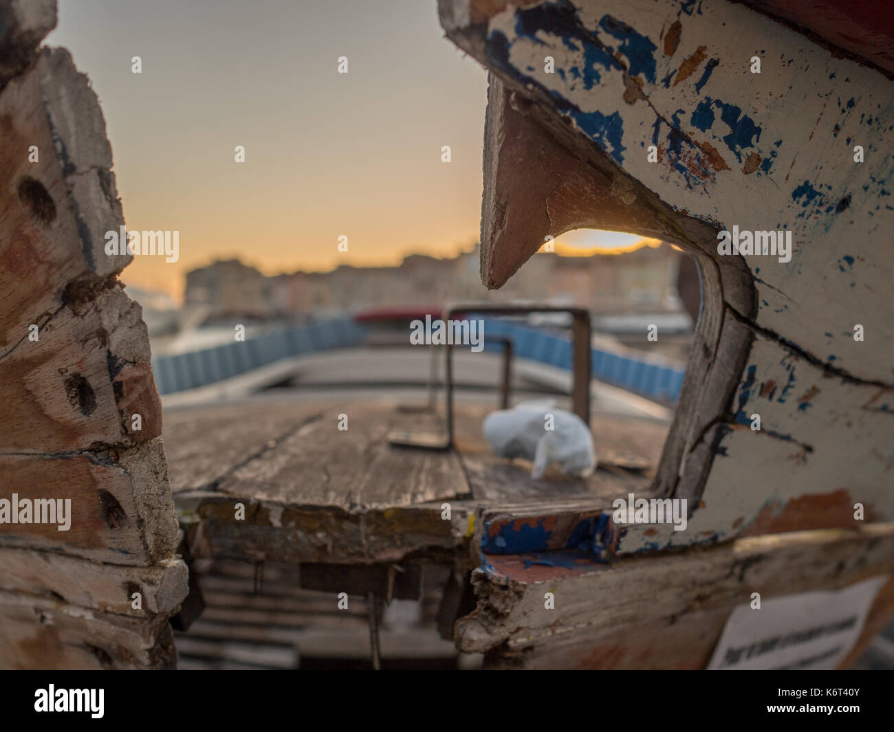 Broken hull hi-res stock photography and images - Alamy