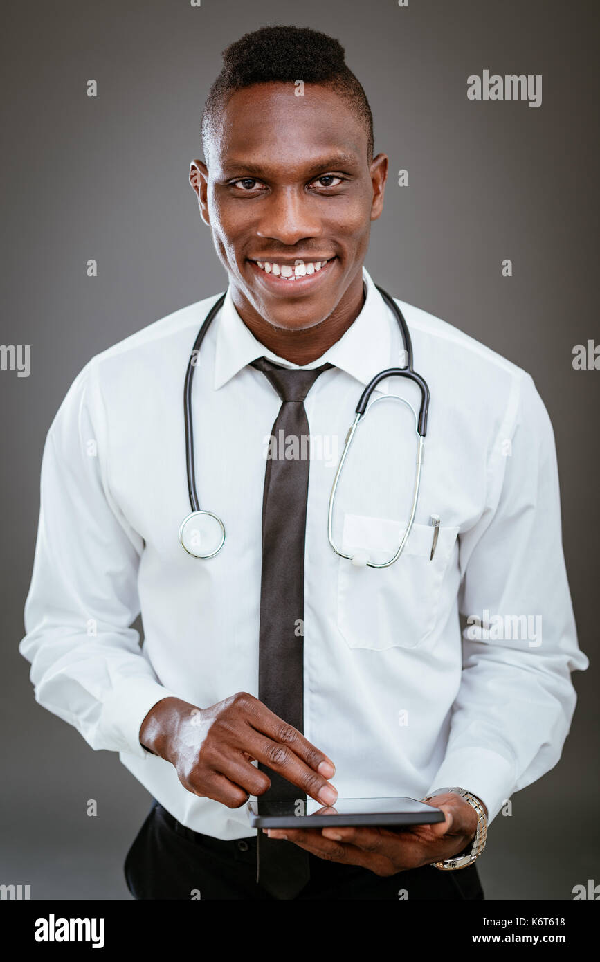 Nigerian doctor hi-res stock photography and images - Alamy