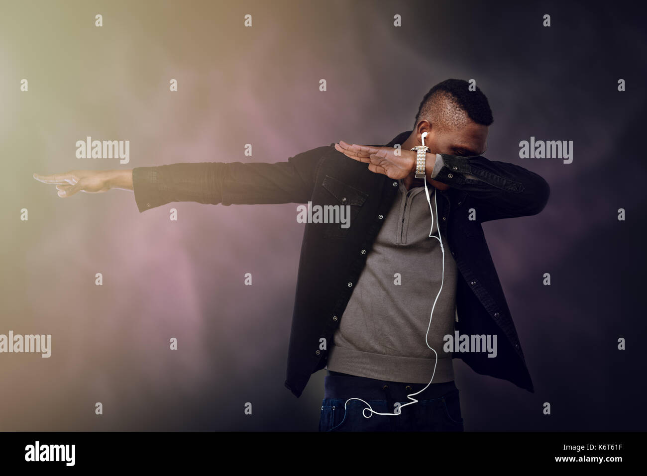 Dab dance hi-res stock photography and images - Alamy
