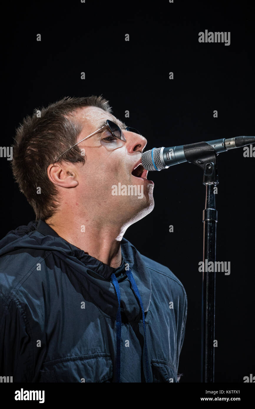 English musician, singer, and songwriter, former lead singer of the ...