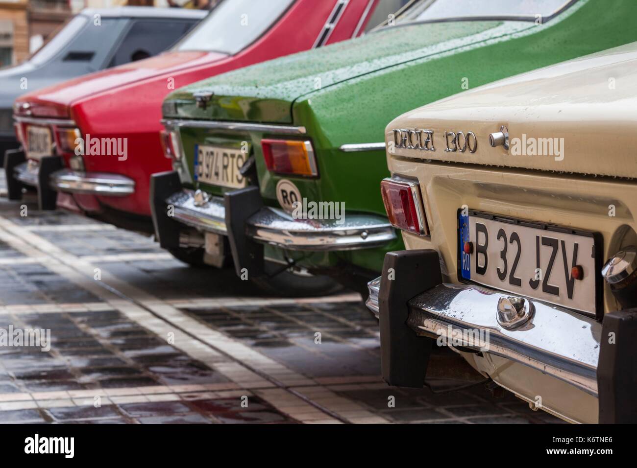 Romania, Transylvania, Brasov, Piata Sfatului Square, antique car show ...