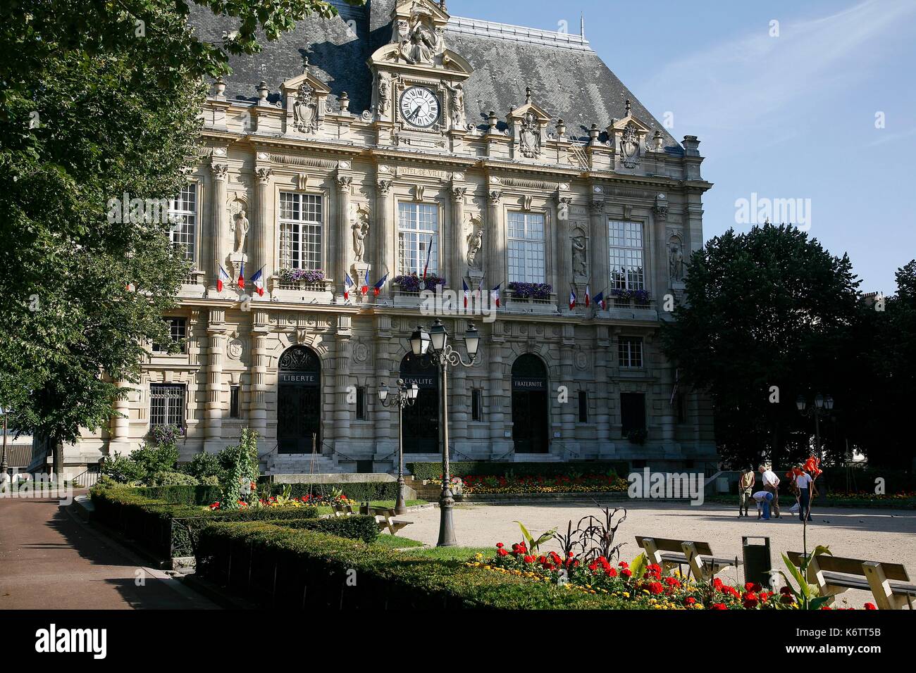 Ivry seine architecture hi-res stock photography and images - Alamy