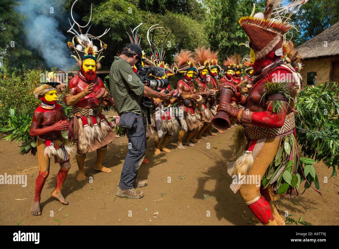 Papua New Guinea, Hela province, Huli tribe, Tari area, Kobe Tumbiali ...