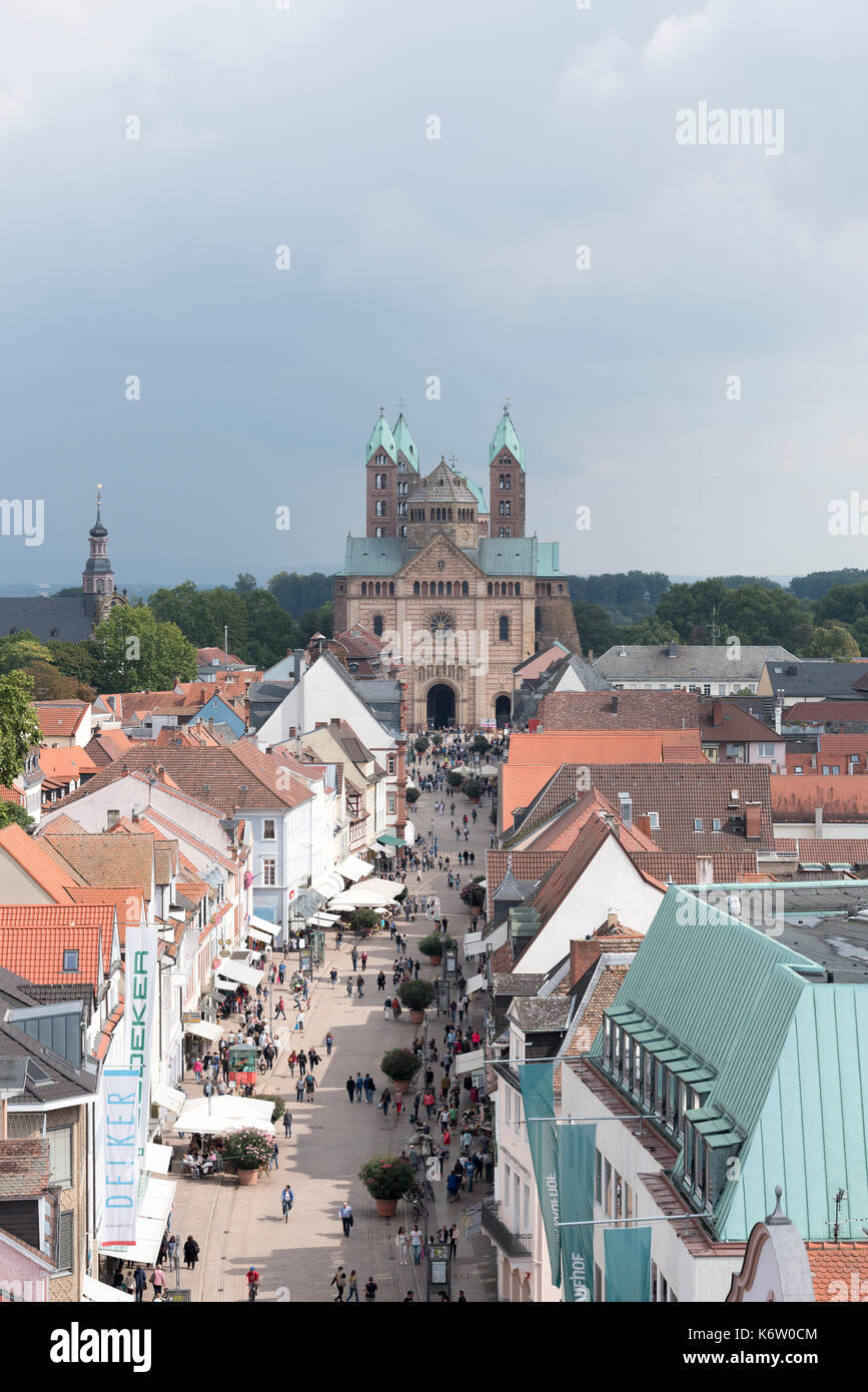 Speyer, GER, Rheinland-Pfalz - September 02, Speyer von Oben, Altpörtel Aussichtsplattform . Im ...