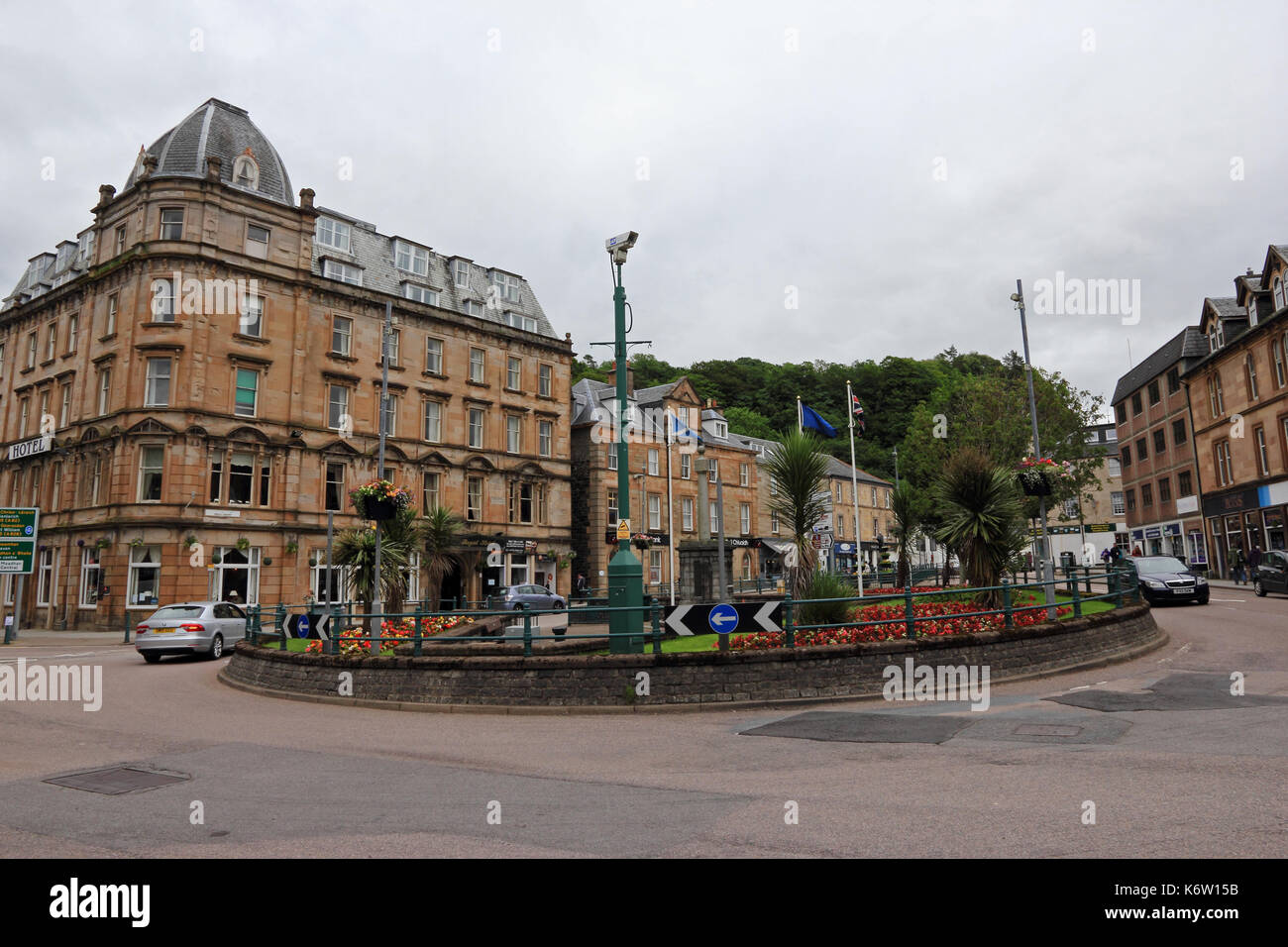 Square roundabout hi-res stock photography and images - Alamy