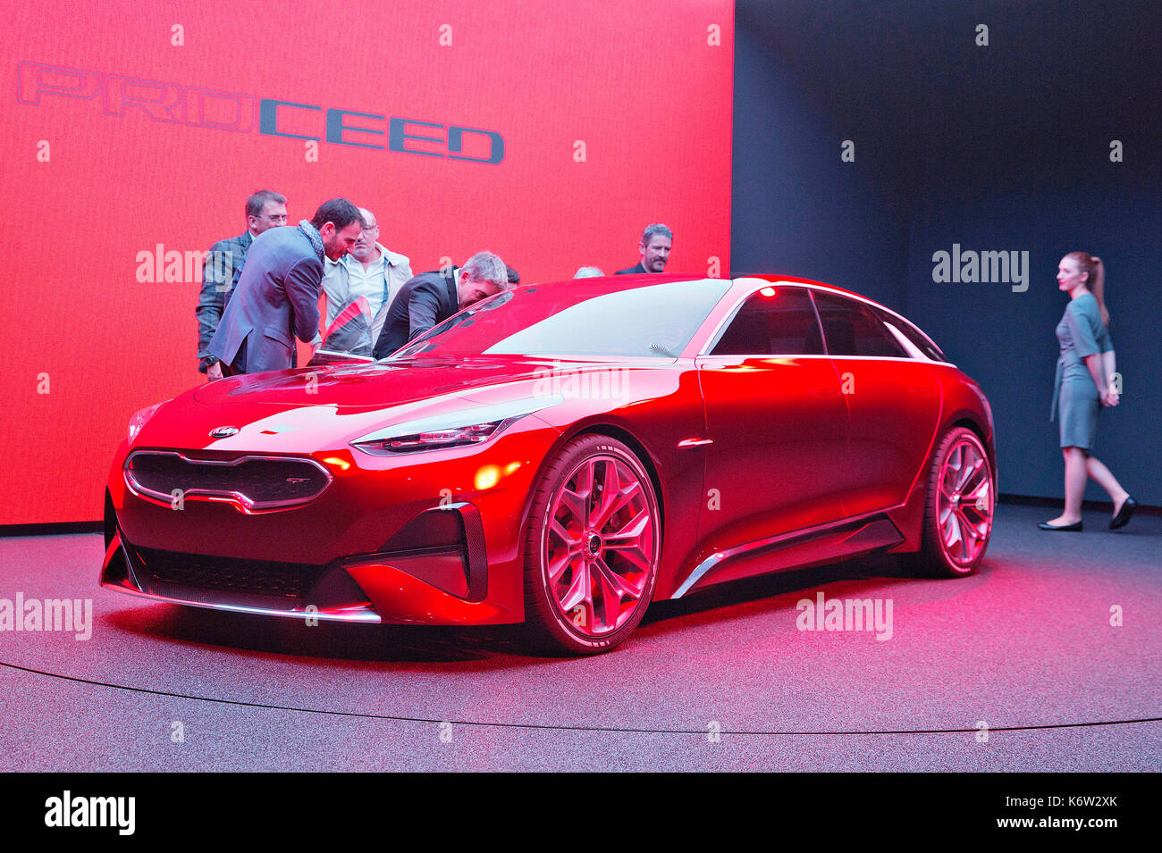 Kia proceed hi-res stock photography and images - Alamy