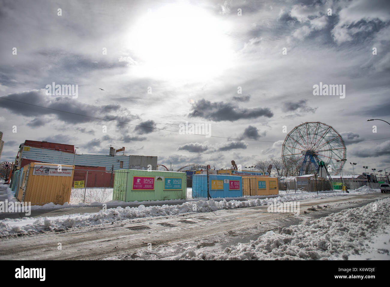 Cyclone CONEY ISLAND, NEW YORK, USA - MARCH 2017 - Coney Island Luna ...