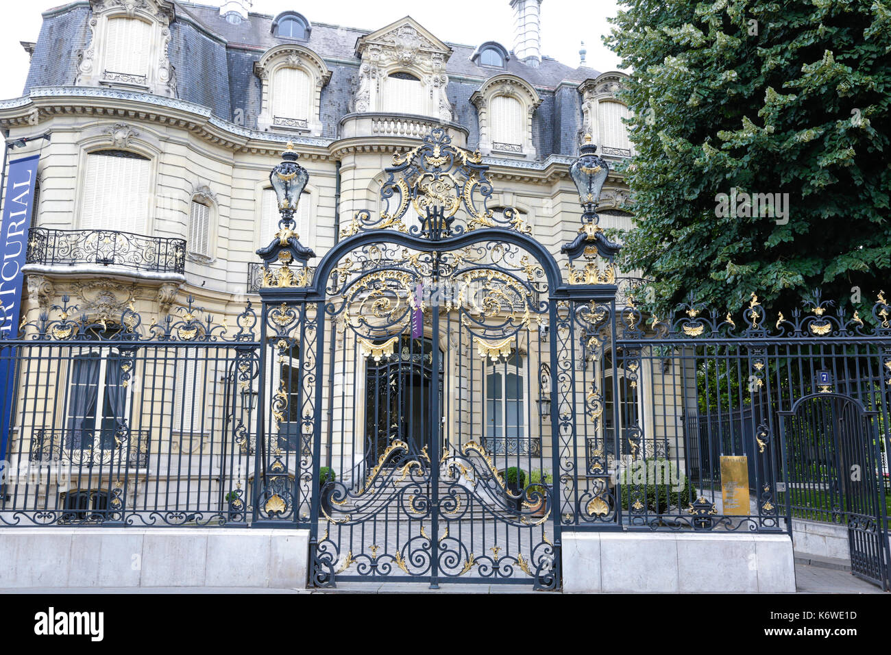 Paris, France: Artcurial art center with its typical baroque ...