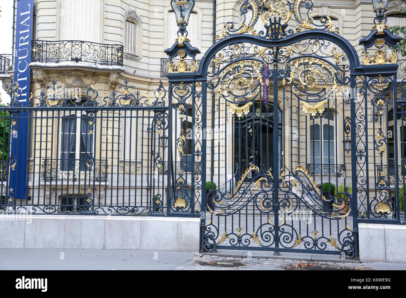 Paris, France: Artcurial art center with its typical baroque ...
