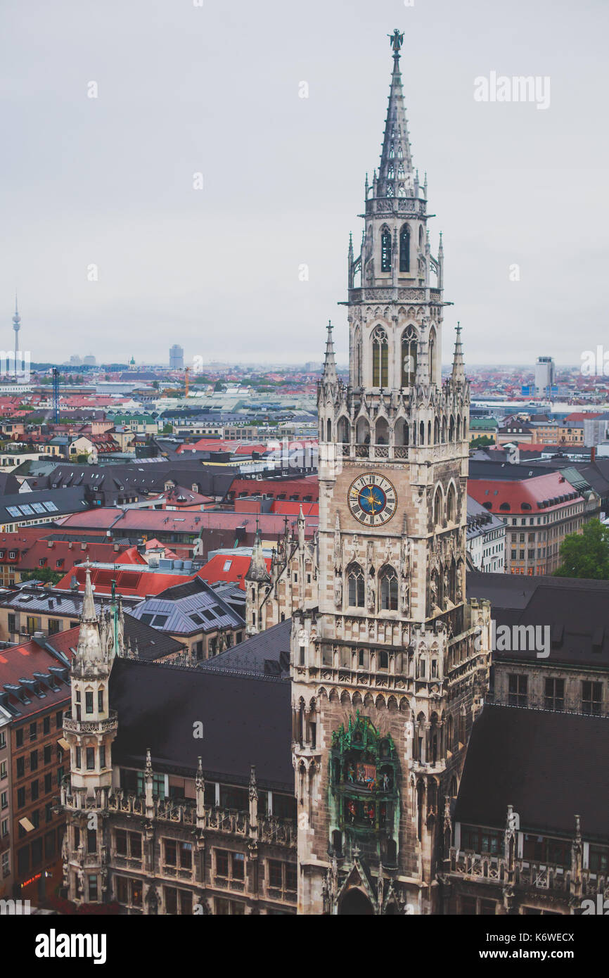 Beautiful super wide-angle sunny aerial view of Munich, Bayern, Bavaria ...