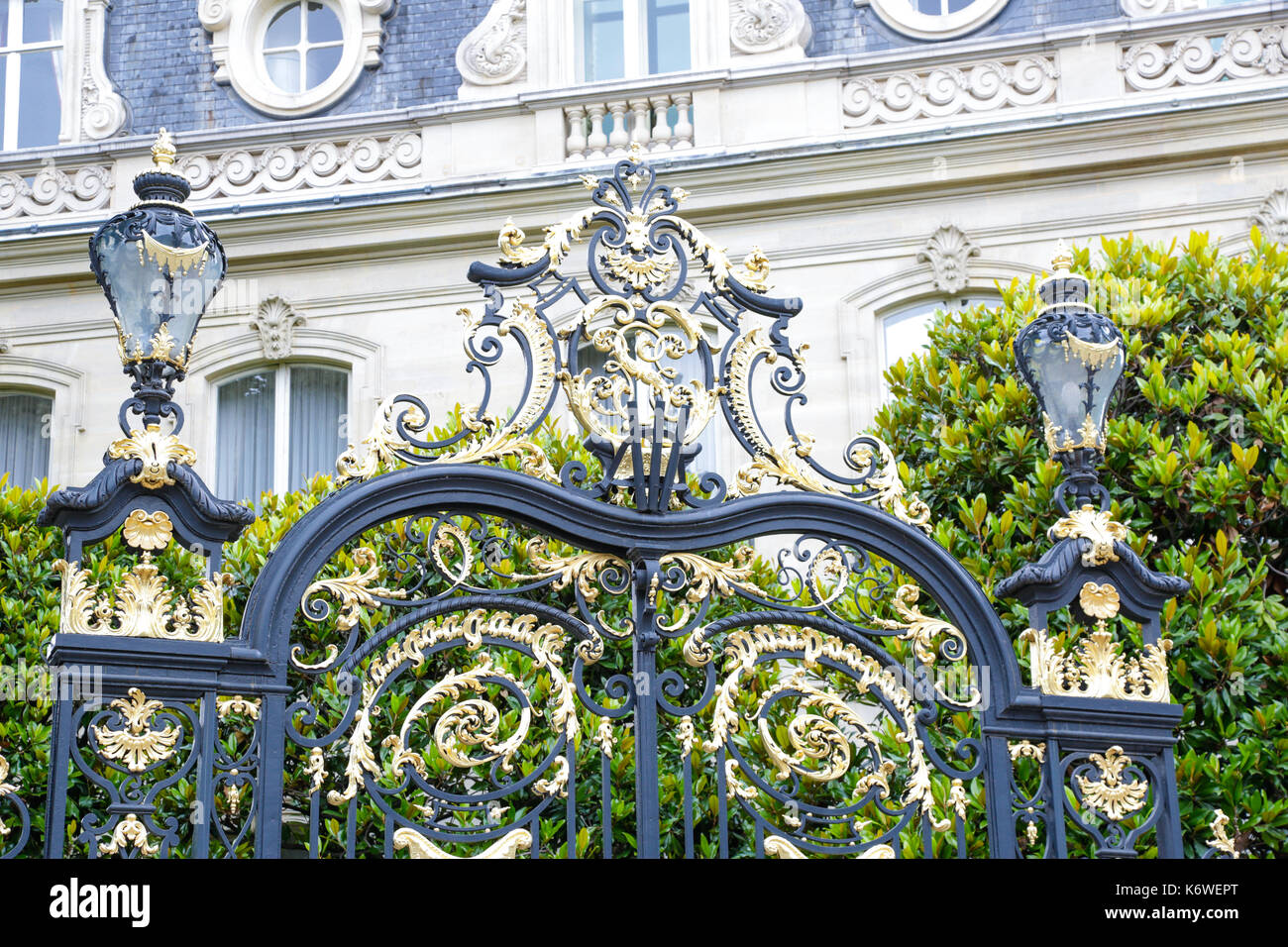 Paris, France: typical historical apartments with baroque architectures ...