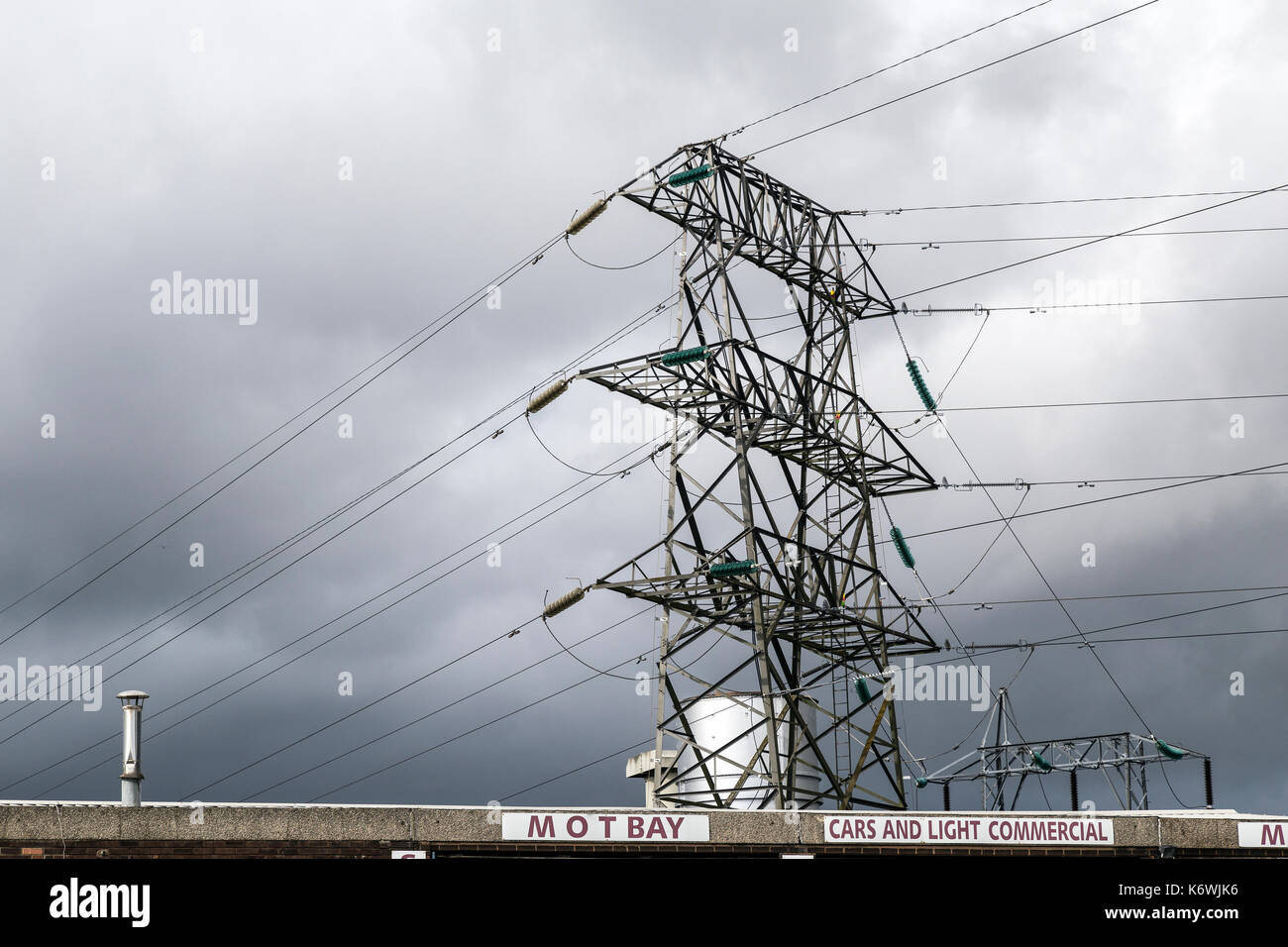Long power lines hi-res stock photography and images - Alamy