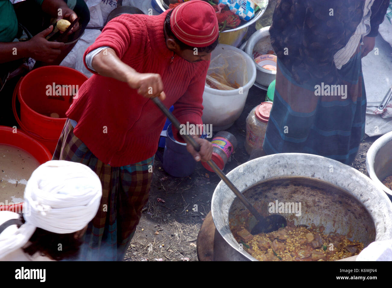 Bishwa Ijtema (or Bishsho Istema, Bengali: বিশ্ব ইজতেমা, the World or ...