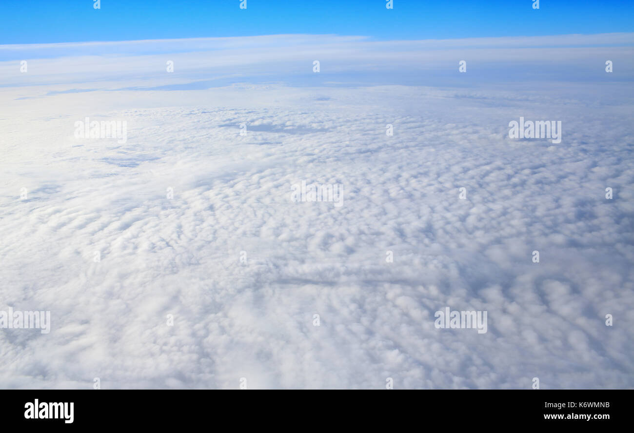 Smooth sky hi-res stock photography and images - Alamy