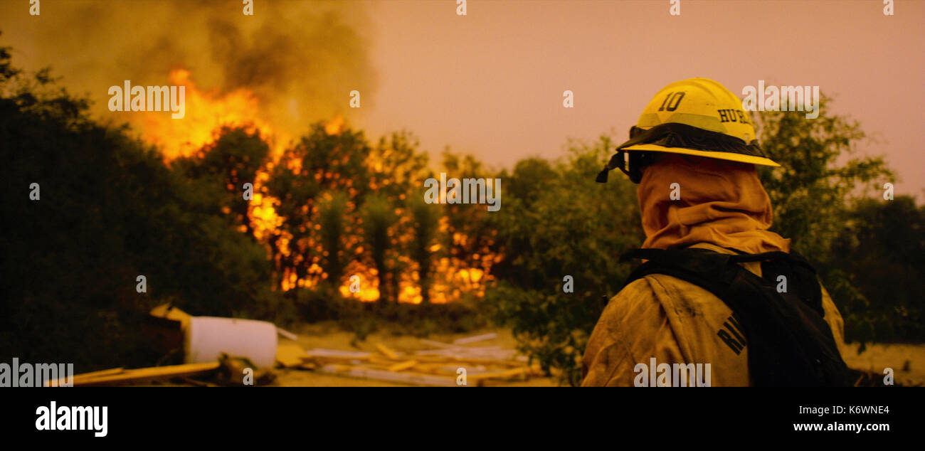FIRE CHASERS, (airs Sept. 8, 2017). photo: ©Netflix / Courtesy: Everett ...