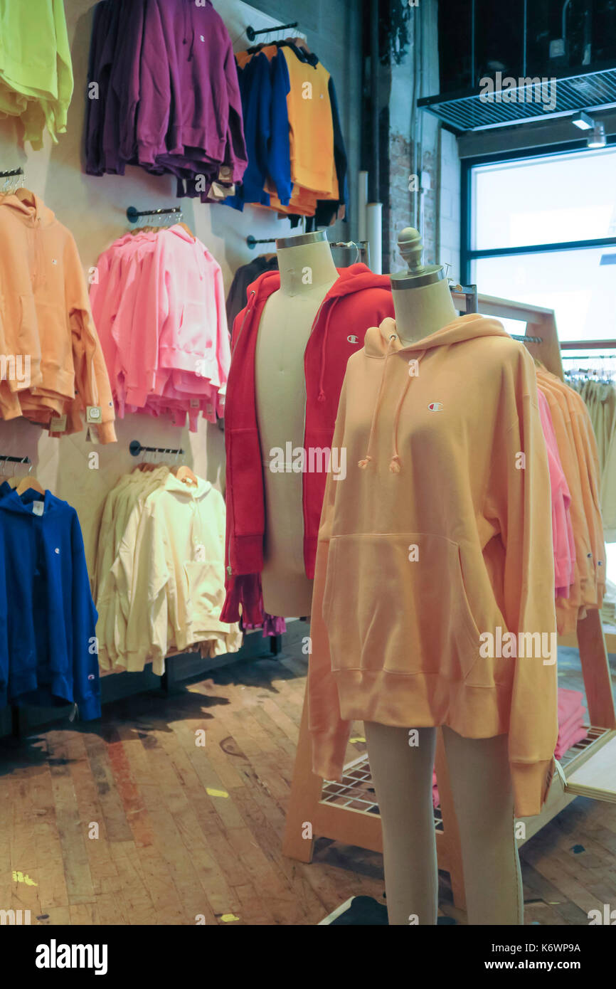 Clothing display urban outfitters store hi-res stock photography and ...