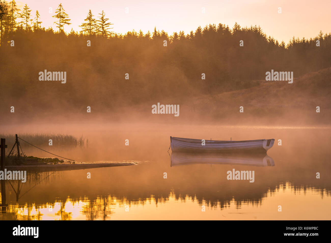 Capturing Sunrise on Loch Rusky, Nr Aberfoyle, Central Scotland Stock ...