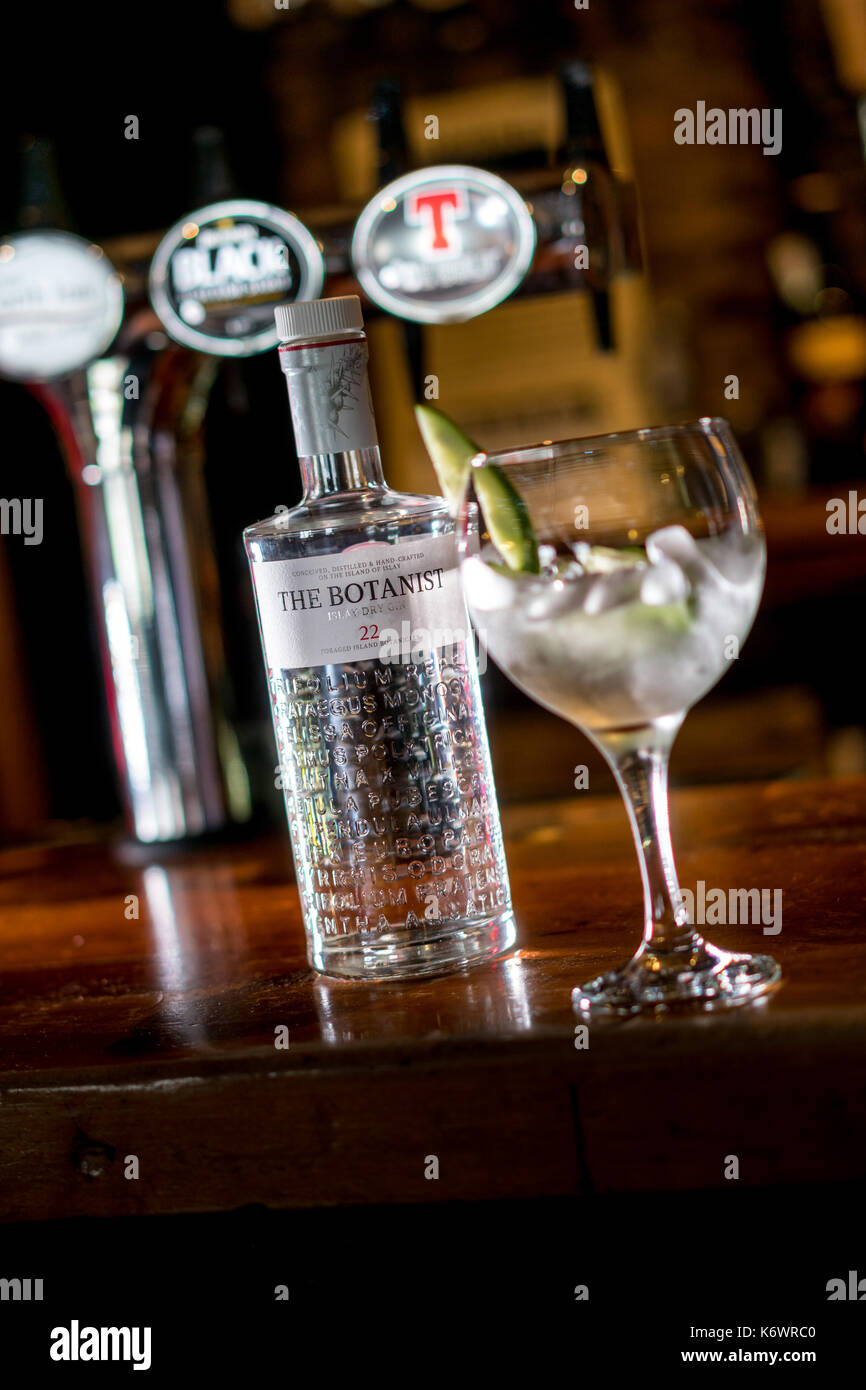 Colonsay house hi-res stock photography and images - Alamy