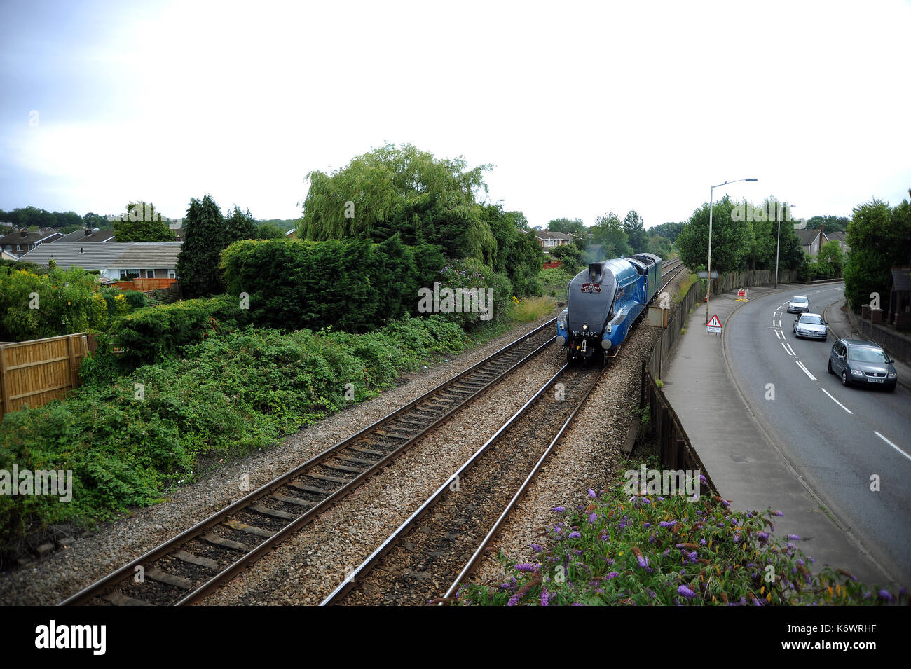 4492 "Dominion of New Zealand" (actually 4464 / 60019 "Bittern") passes ...