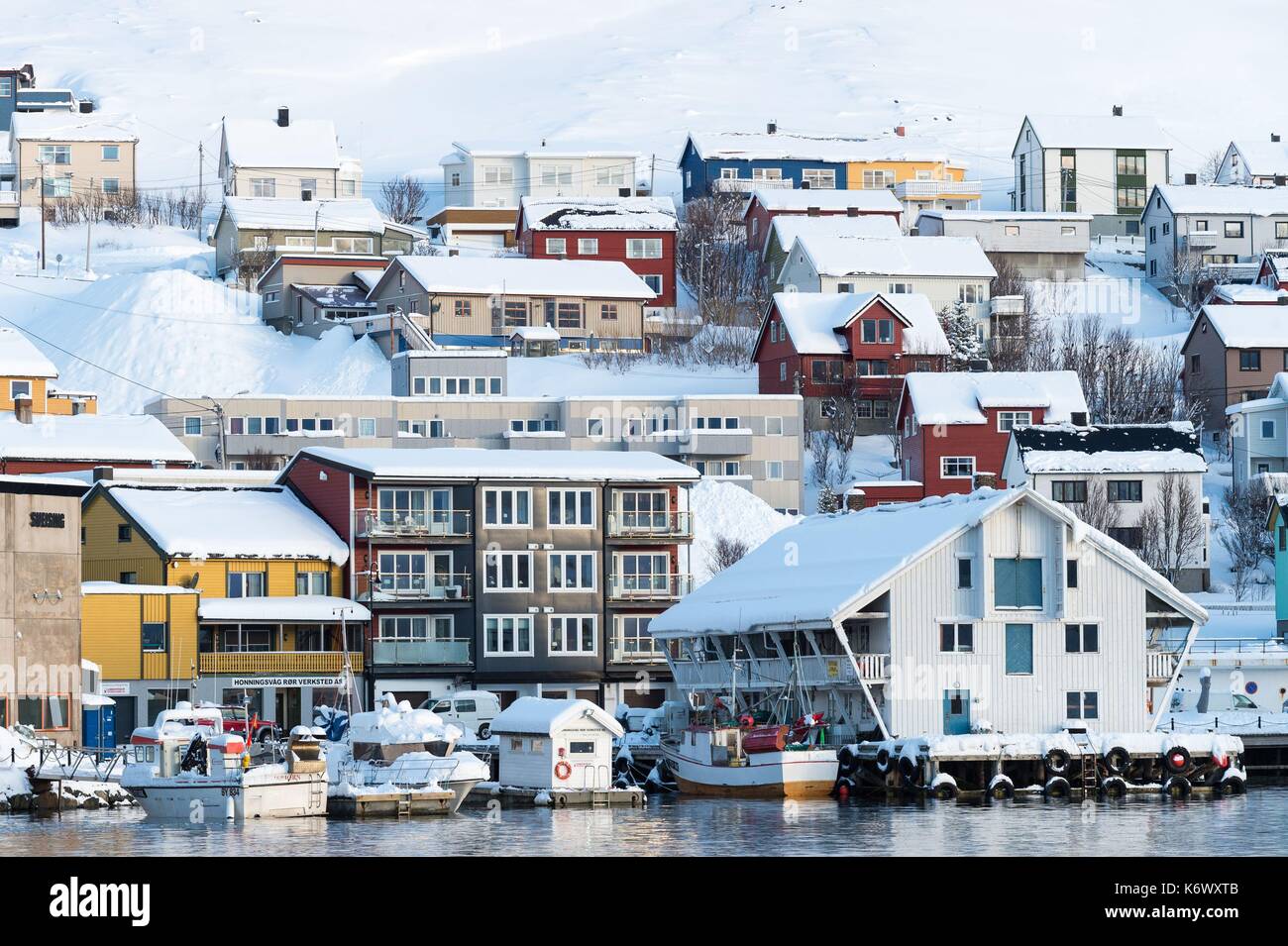 Norvege, Finnmark, Mageroya island, Honningsvag, the harbour at the end ...