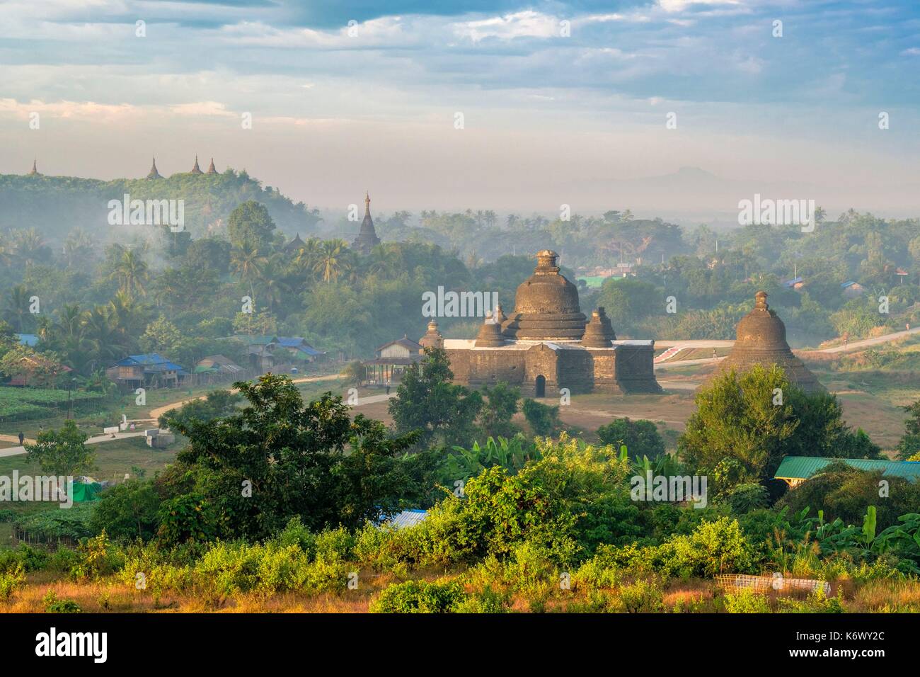 Myanmar (Burma), Rakhine state (or Arakan state), archeological site of ...