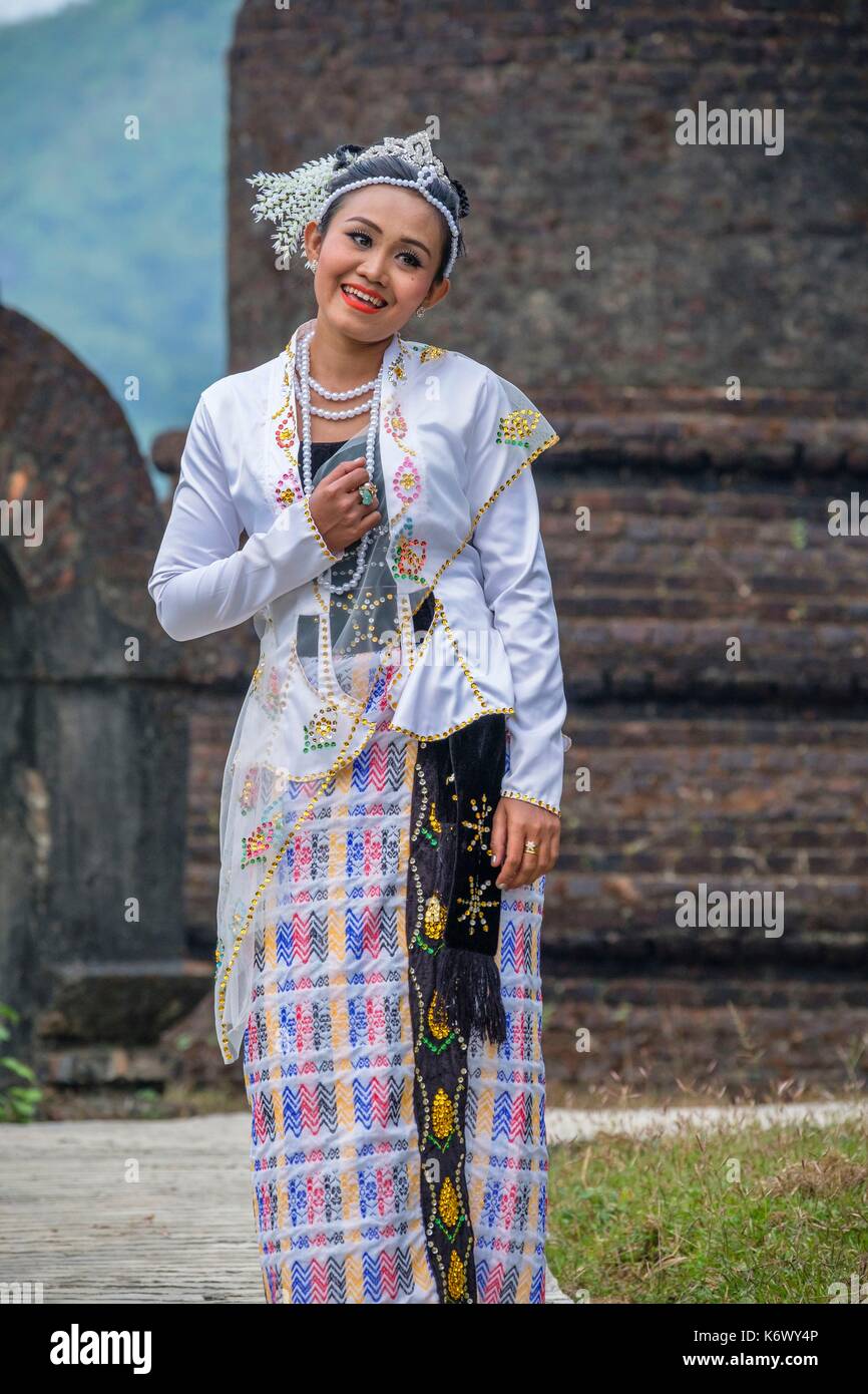 Myanmar (Burma), Rakhine state (or Arakan state), archeological site of ...