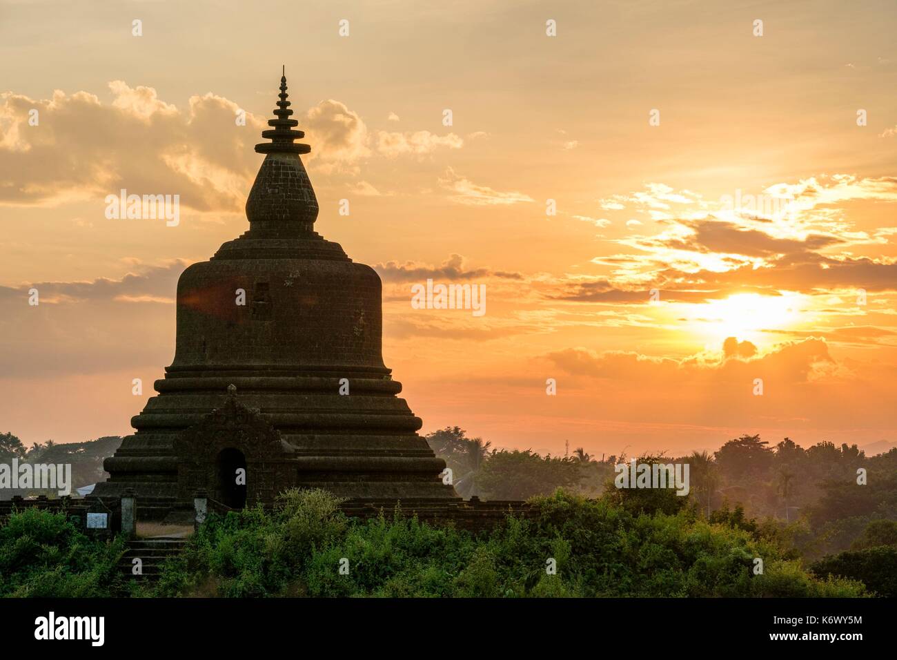 Capital of rakhine state hi-res stock photography and images - Alamy