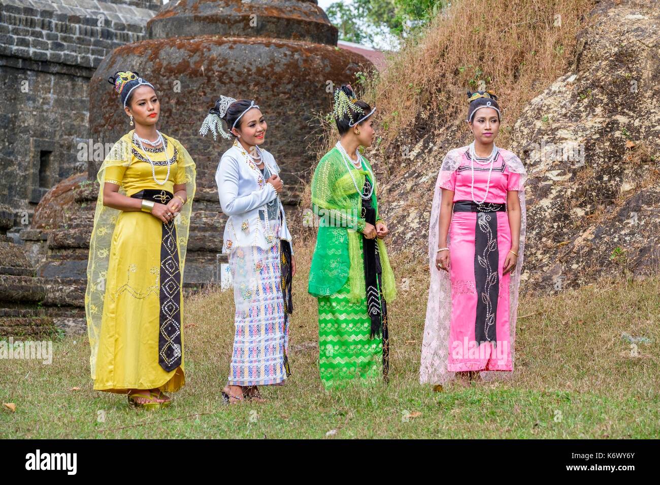 Myanmar (Burma), Rakhine state (or Arakan state), archeological site of ...