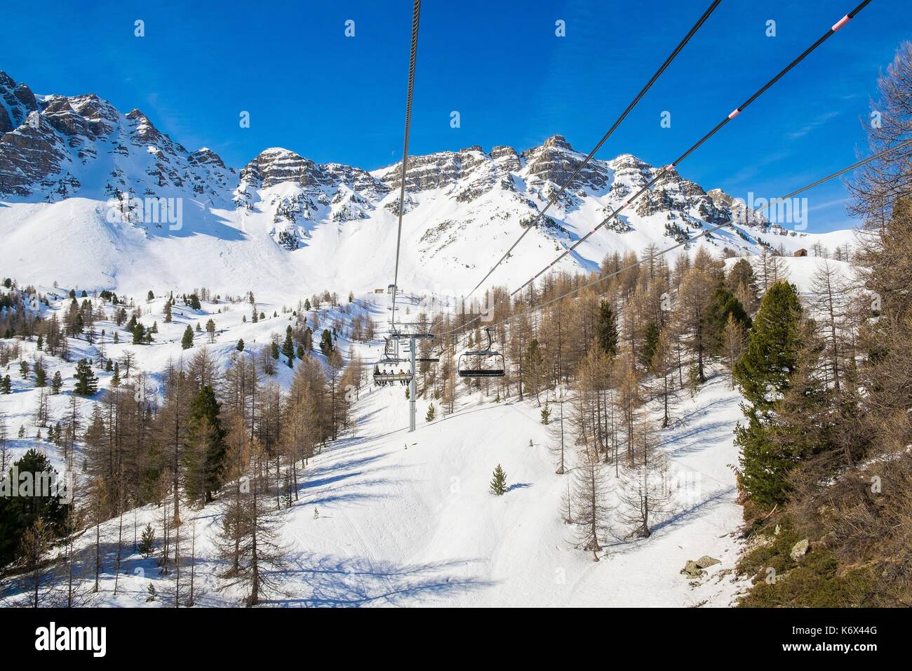 Vars ski resort hi-res stock photography and images - Alamy