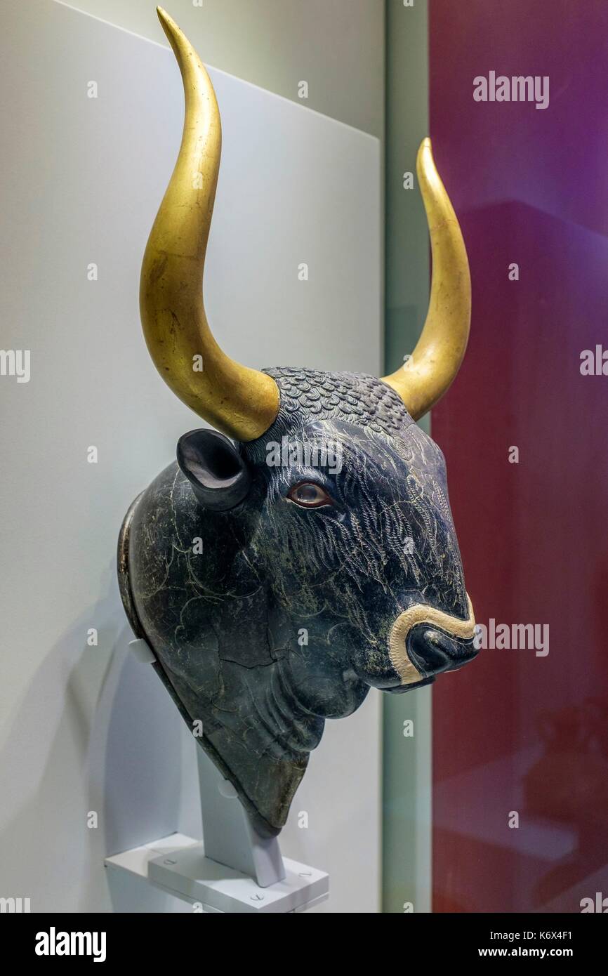 Greece, Crete, Heraklion, Heraklion Archeological Museum, bull-head ...