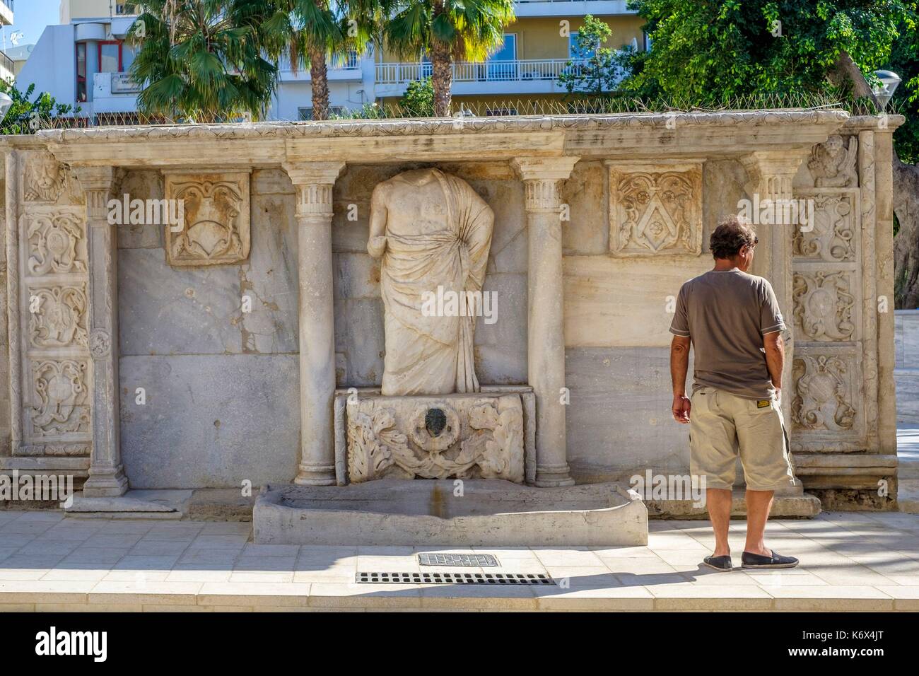 Bembo heraklion hi-res stock photography and images - Alamy