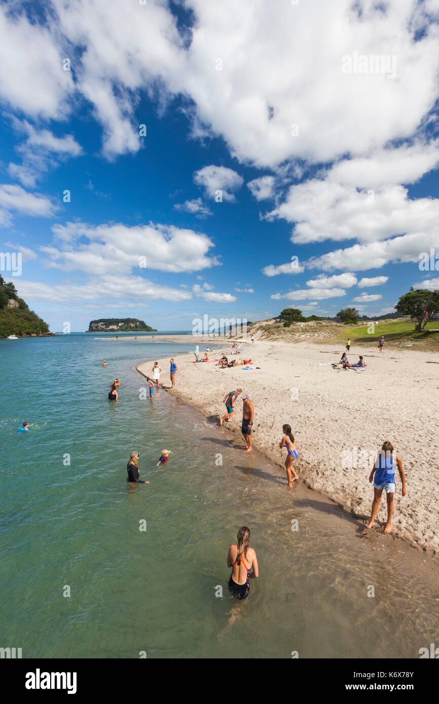 Whangamata beach hi-res stock photography and images - Alamy
